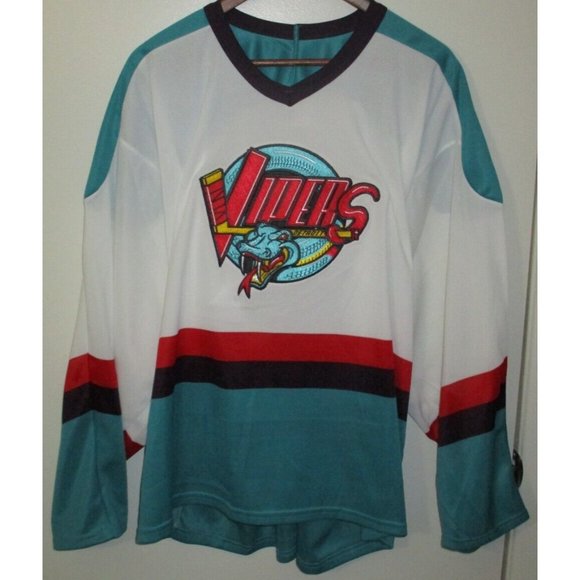 Bauer | Shirts | Vtg Bauer Detroit Vipers Embroidered Patches Mens Ihl ...